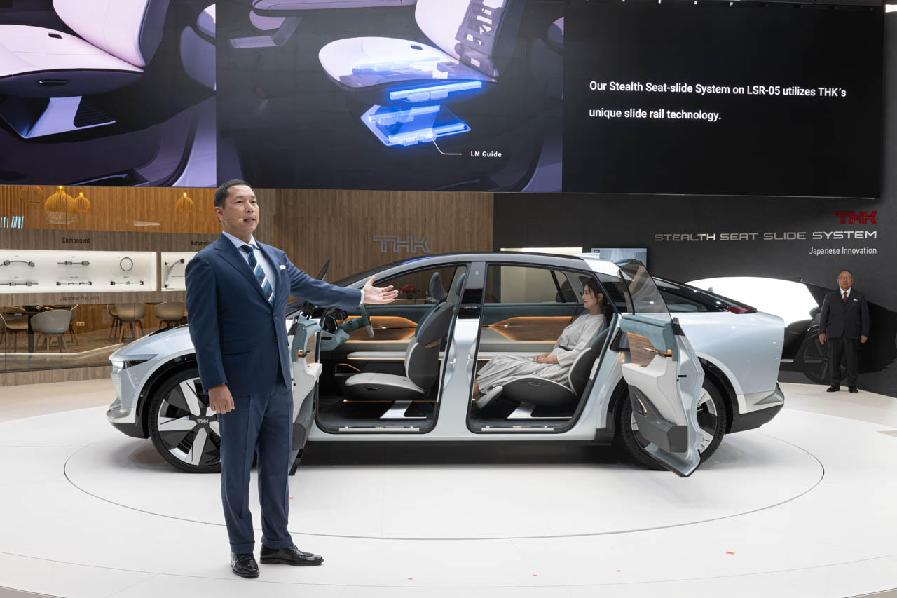 日本の技術を世界に発信｜パリモーターショーでTHKが「LSR-05」を欧州初披露 | octane.jp | 美しい車と暮らす