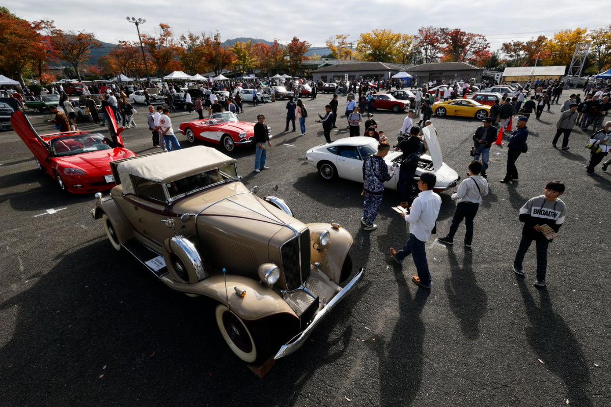 奈良・天理に130台以上の名車が集合！やまのべ・大和三山クラシックカーフェスタ | octane.jp | 美しい車と暮らす