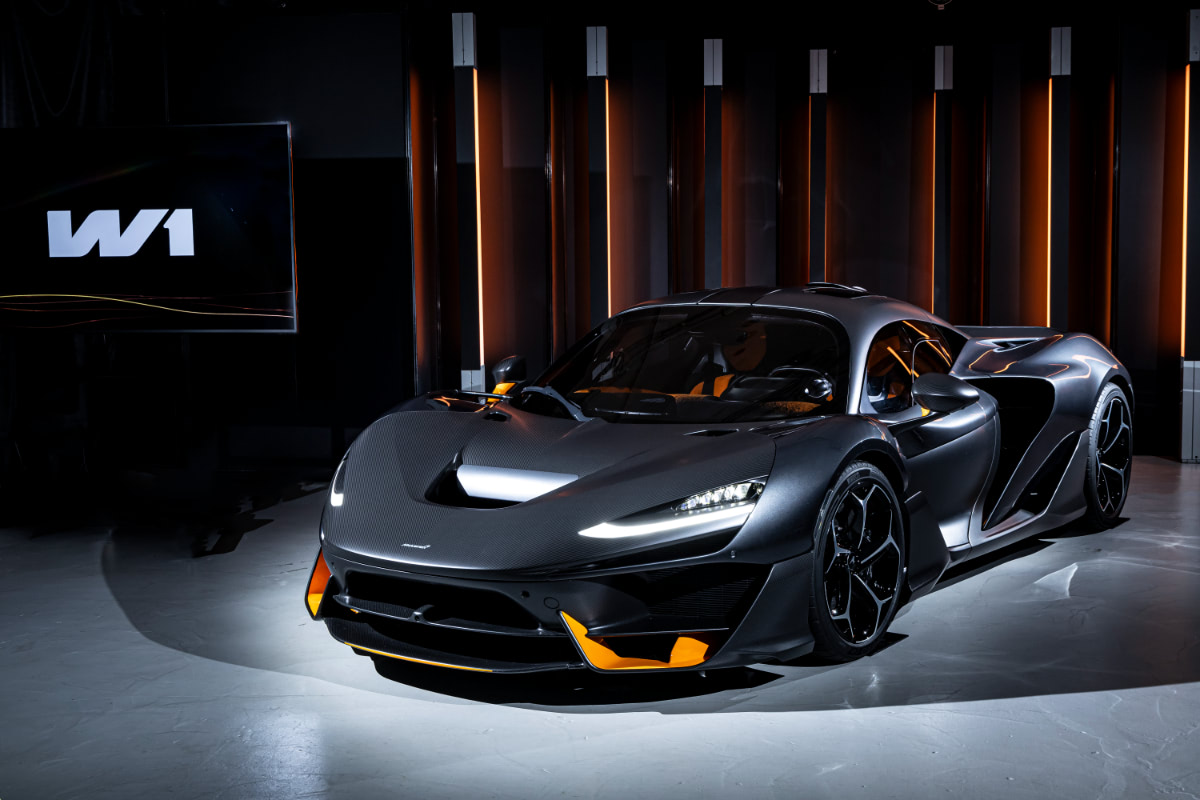 未来を編み込む｜InnoKnitが示す、マクラーレンW1の新しい価値 | octane.jp | 美しい車と暮らす