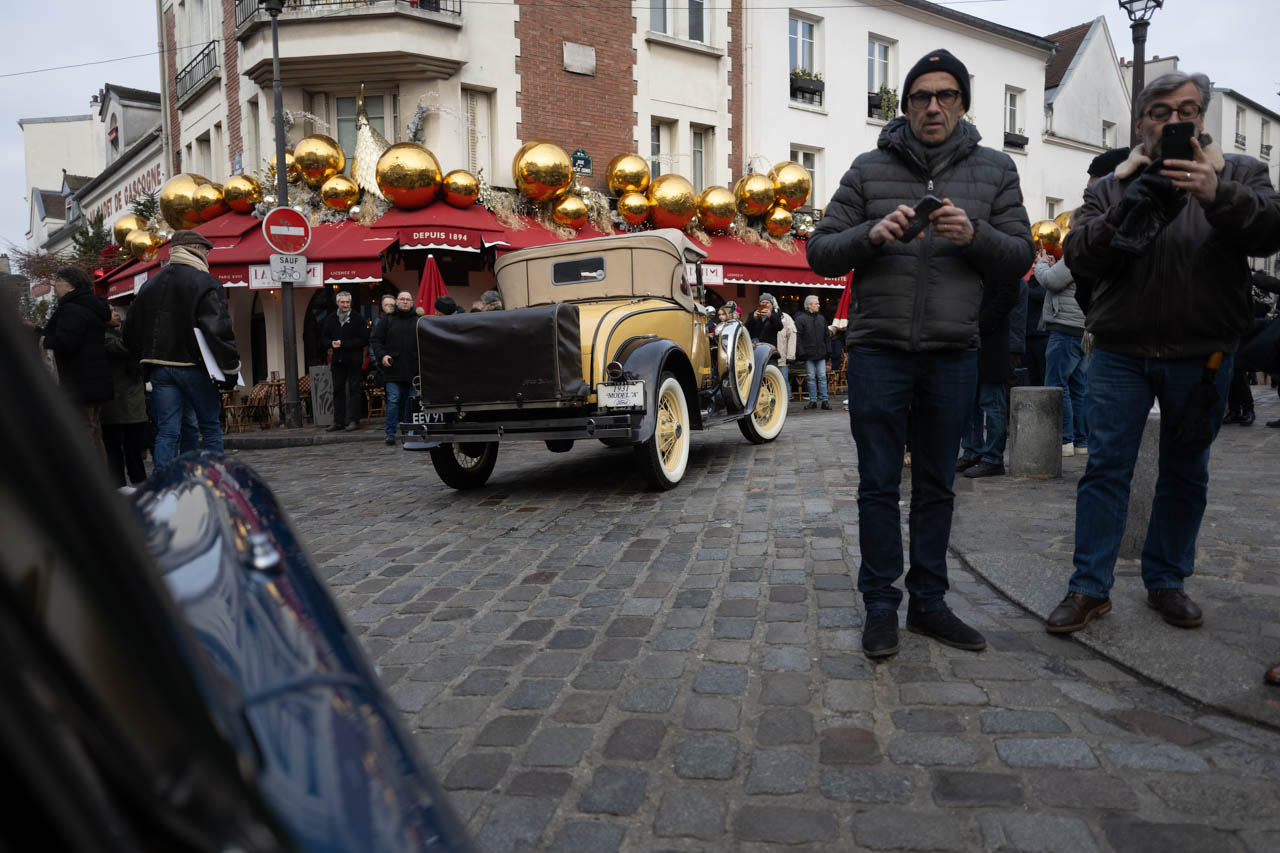 ファセル・ヴェガで巡る冬のパリ｜La Traversée de Paris 2025 パリ横断・冬 | octane.jp | 美しい車と暮らす