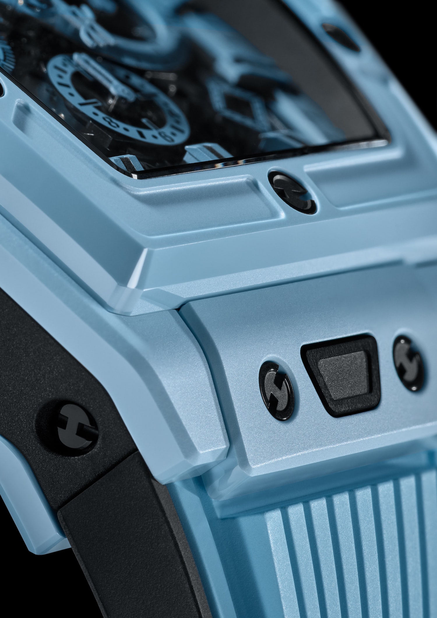 カラーセラミックモデルがついに「スピリット オブ ビッグ・バン」にも！｜ウブロ新作 | octane.jp | 美しい車と暮らす