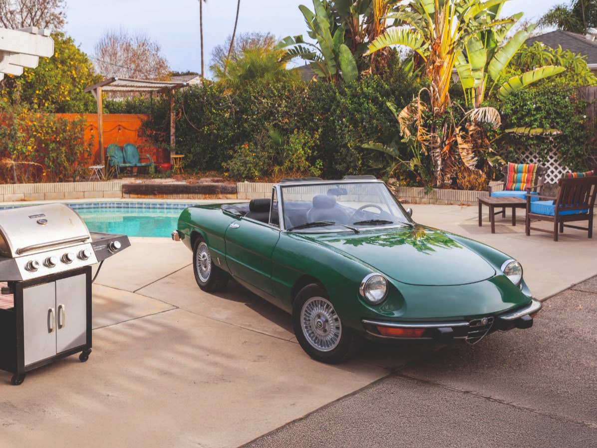 愛しのアルファロメオ・スパイダーが遂に帰ってきた！｜『Octane』UKスタッフの愛車日記 | octane.jp | 美しい車と暮らす