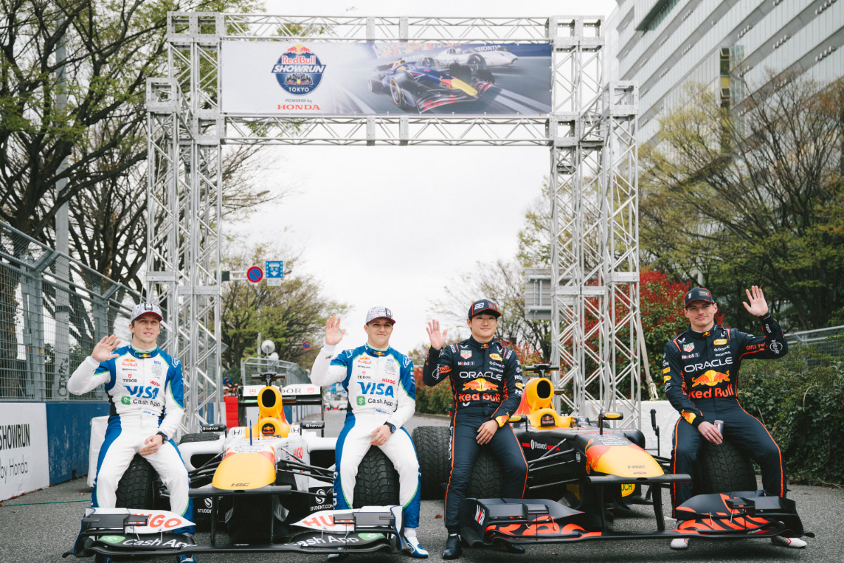 東京・お台場にF1が降臨｜Red Bull Showrun × Powered by Honda、史上初の4名揃い踏み | octane.jp | 美しい車と暮らす