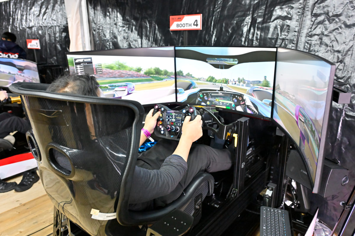 東京・お台場にF1が降臨｜Red Bull Showrun × Powered by Honda、史上初の4名揃い踏み | octane.jp | 美しい車と暮らす