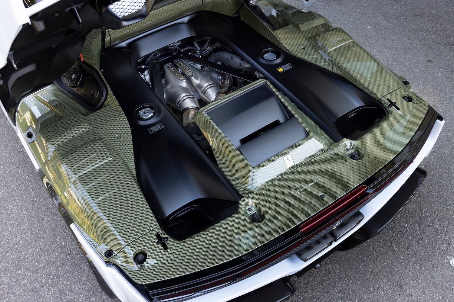 F40をオマージュしたワンオフモデル、フェラーリSC40が発表 | octane.jp | 美しい車と暮らす