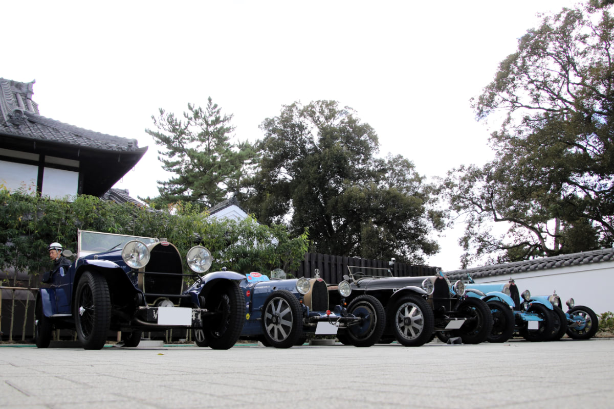 ブガッティが古都を駆け巡る｜BUGATTI CLUB JAPAN MIYABI TOURING | octane.jp | 美しい車と暮らす