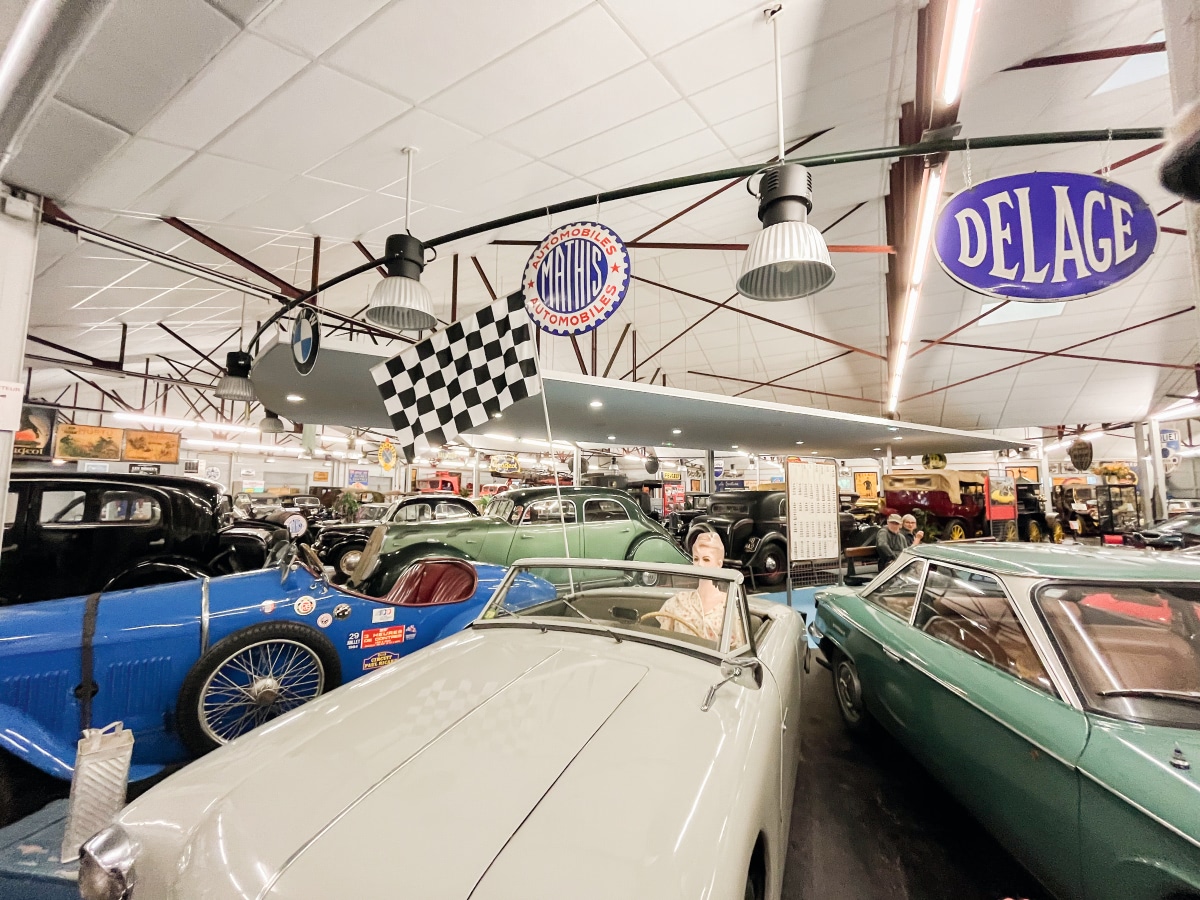 最高のグランドツアラー、マセラティ4200GTでフランス・ロワール地方を旅する｜『Octane』UKスタッフの愛車日記 | octane.jp | 美しい車と暮らす