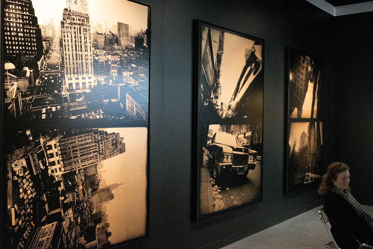 写真表現技法の奥深さに触れる｜世界最大級の写真の祭典、Paris Photo 2023 | octane.jp | 美しい車と暮らす